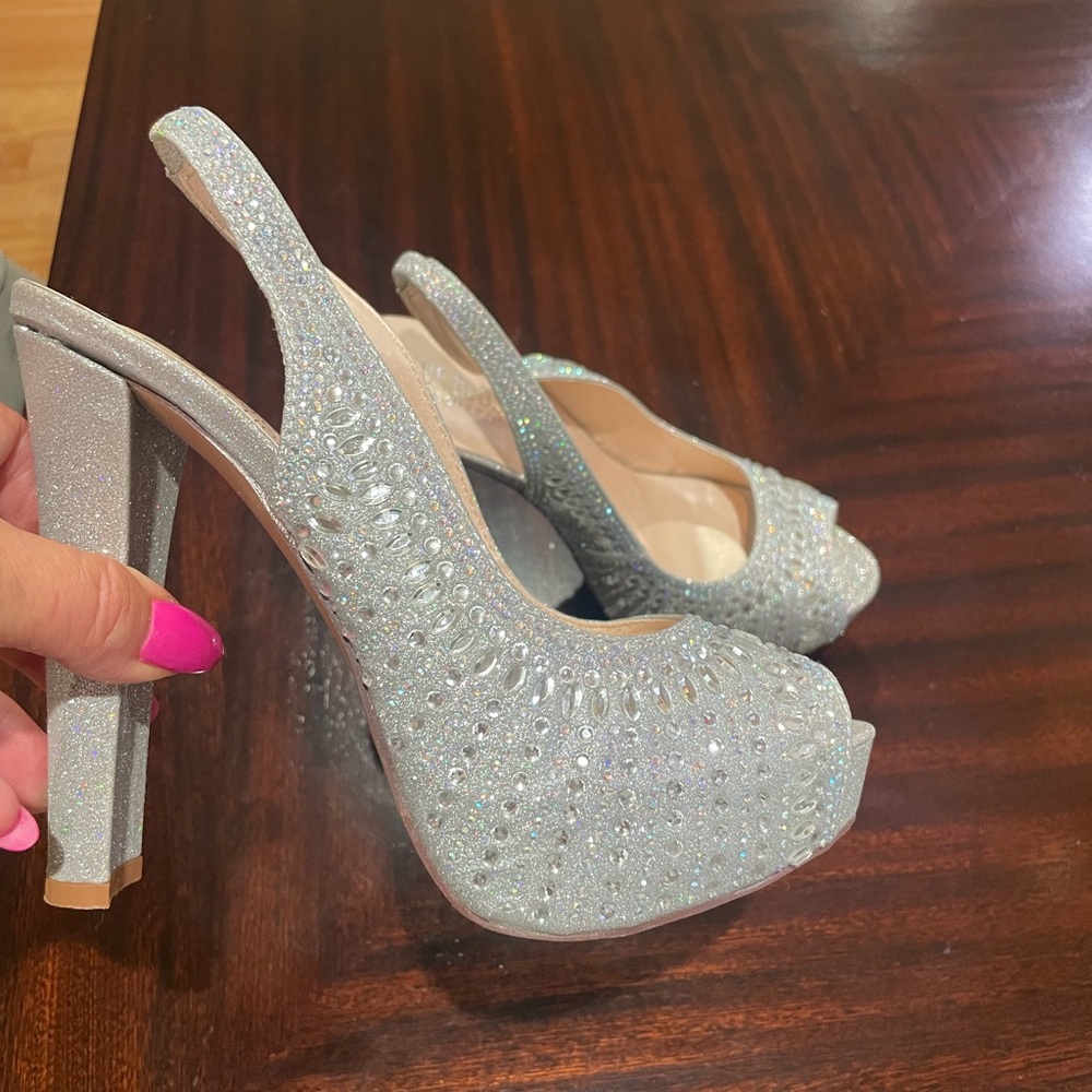 Women Crystal Bridal / Prom Shoes - Gem